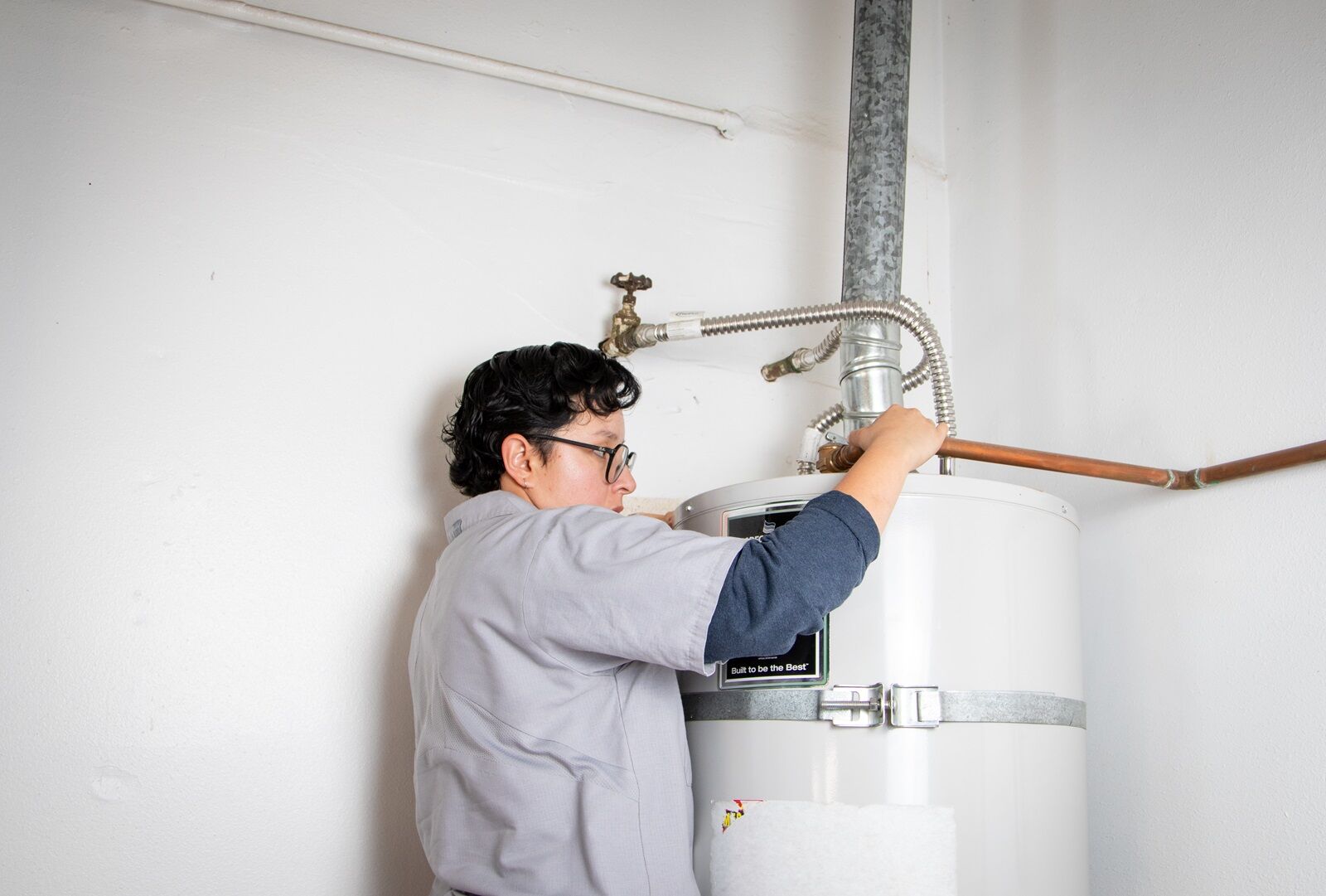 Your Gas Water Heater Has a 2030 Expiration Date in California - Downey ...